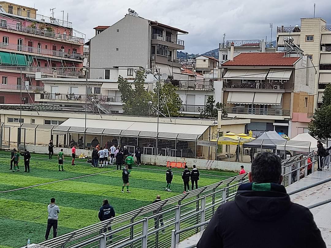 Πάτρα: Σοκαριστικός τραυματισμός σε ματς Γ' Εθνικής στα Προσφυγικά ...